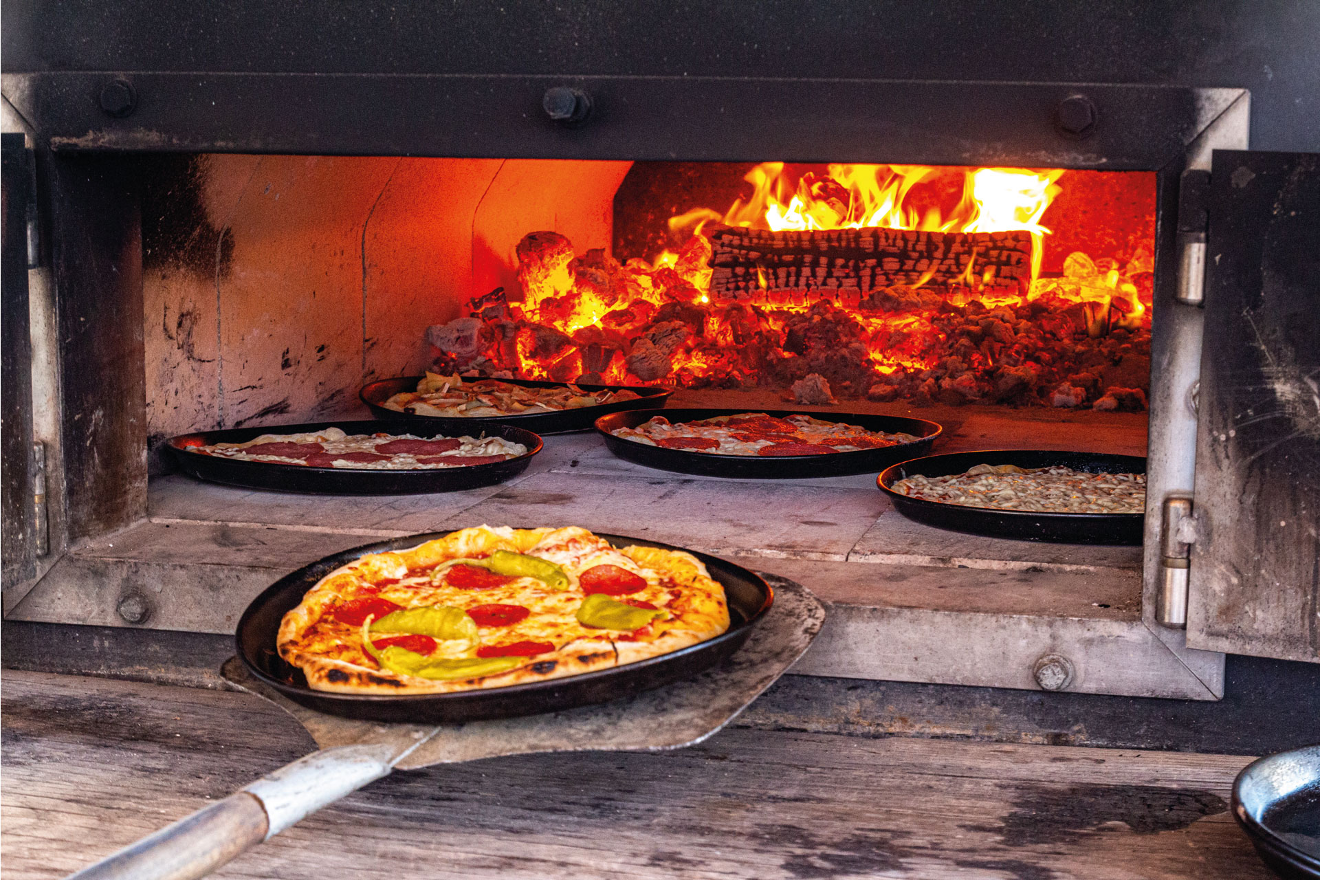 Mobiler Pizzaofen - Urkorn Baeckerei
